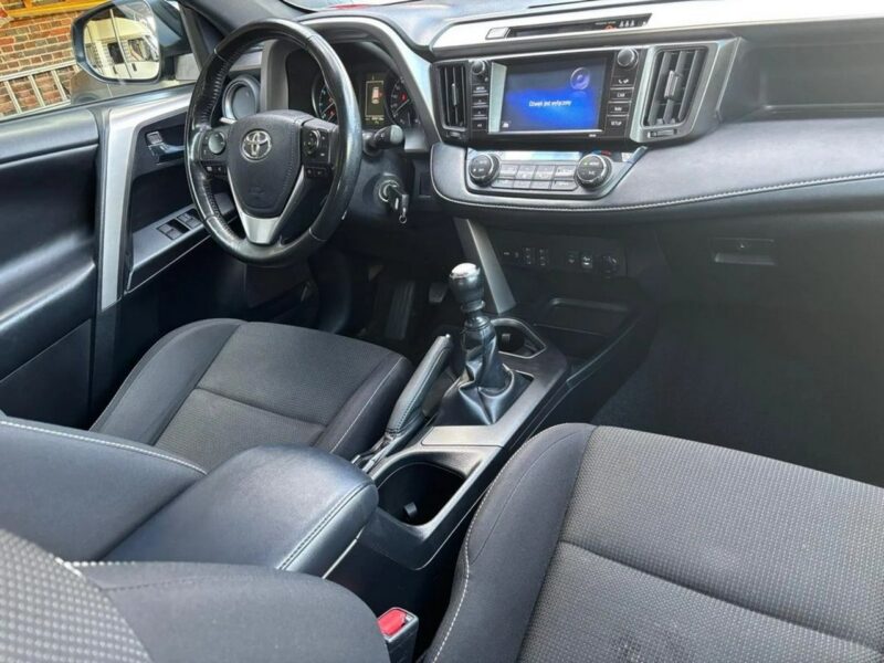 Toyota RAV-4 151KM • 4×4 • Kamera cofania • 2018 • Bogate wyposażenie • IV (2012-) – Elbordo.pl