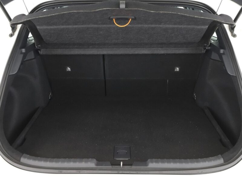 Toyota Corolla Historia serwisowa ASO navi Kamera cofania Klimatyzacja Podgrzewane fo E21 (2019 ...