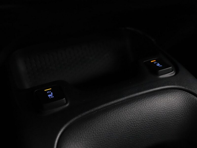 Toyota Corolla Historia serwisowa ASO navi Kamera cofania Klimatyzacja Podgrzewane fo E21 (2019 ...